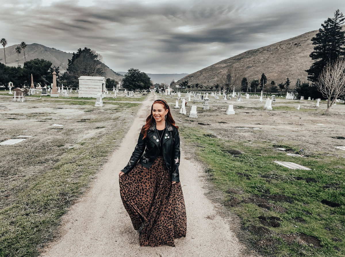 Spotlight on Malia Miglino of Macabre Mondays – Vamp Jenn's Corner