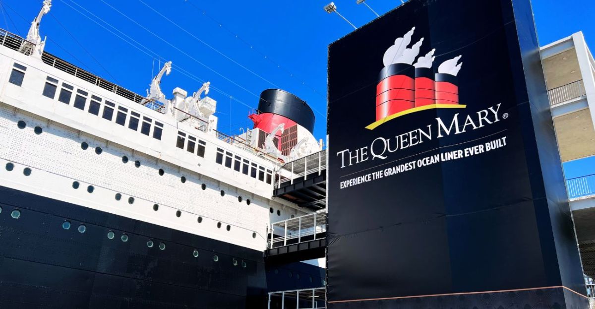 Inside the Haunted Encounters Tour Aboard the Queen Mary – Vamp Jenn's ...
