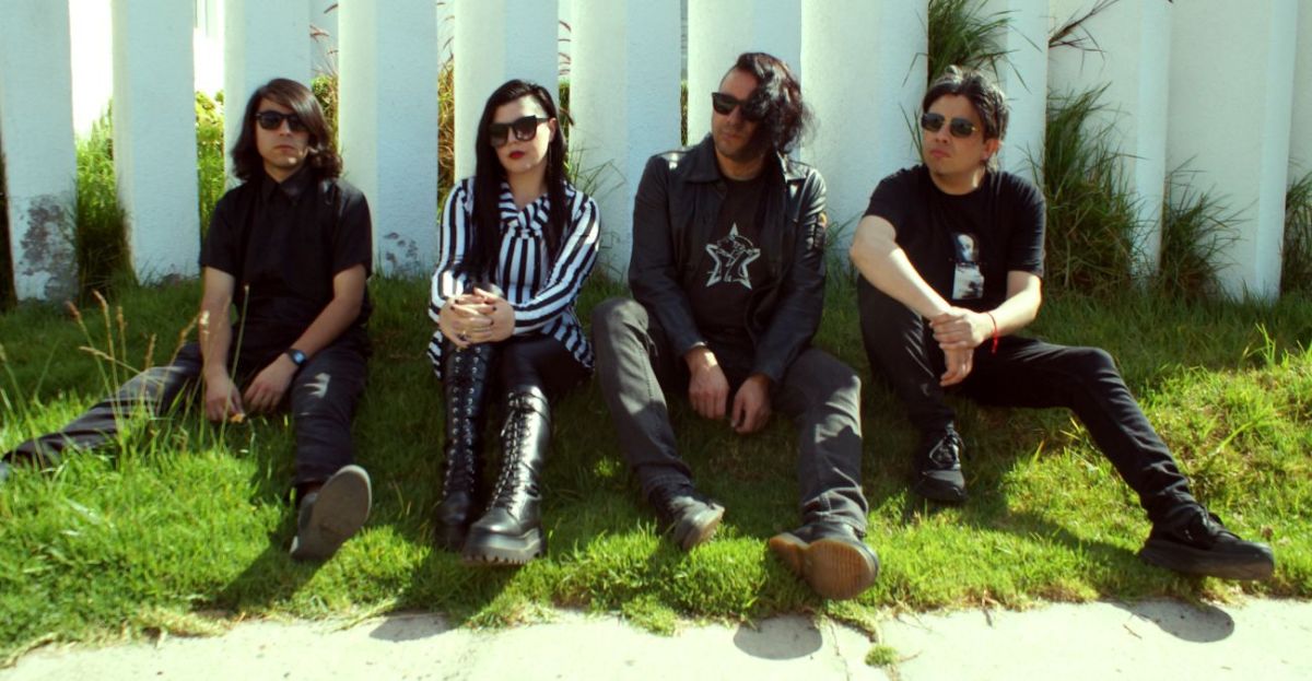 Goth & Post-Punk Sounds Collide in the Music of Chilean Band Seatemples ...